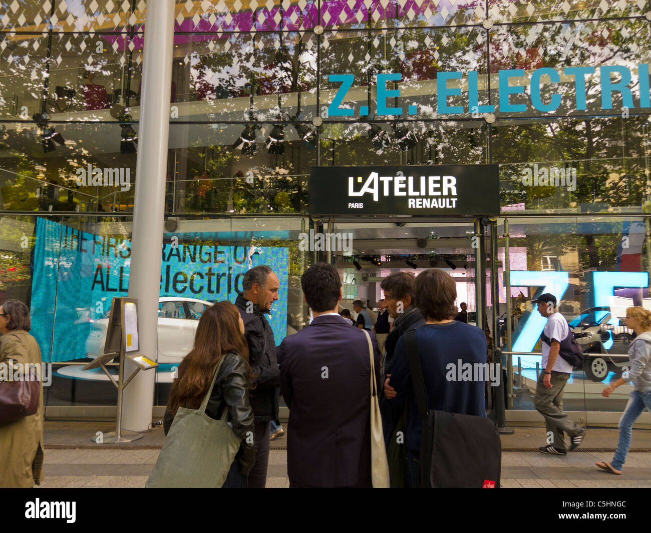 Renault car showroom champs elysees hi-res stock photography and images ...