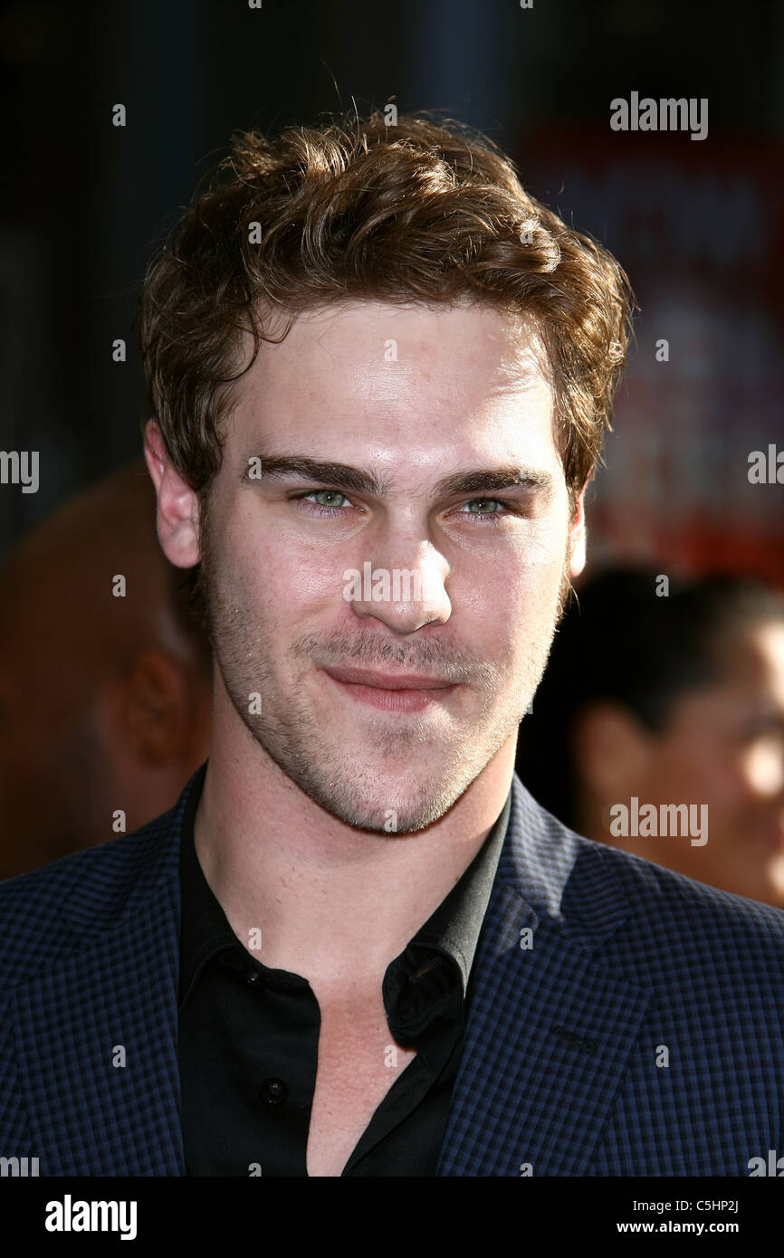 Grey Damon Shirtless