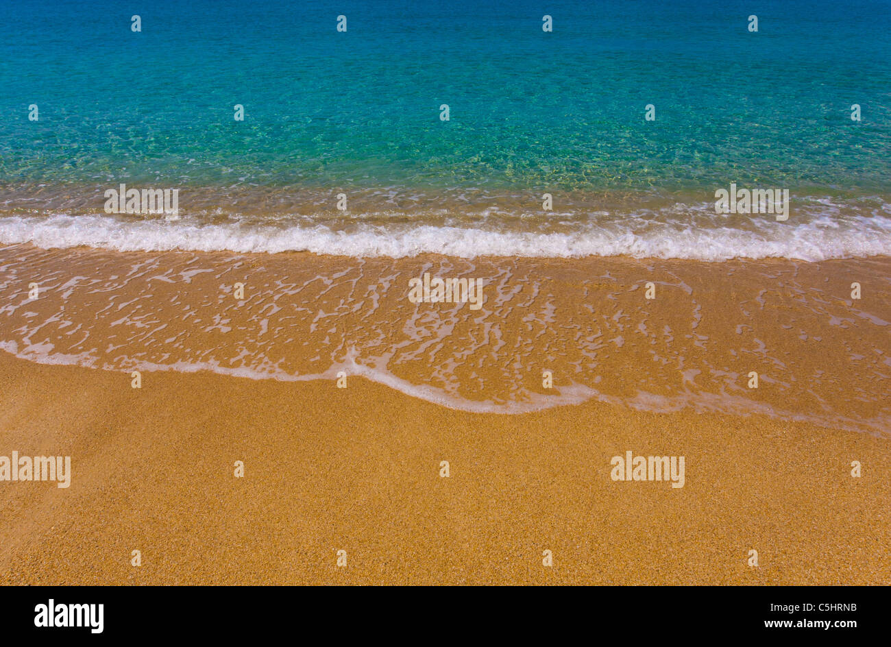 Clear beach water hi-res stock photography and images - Alamy