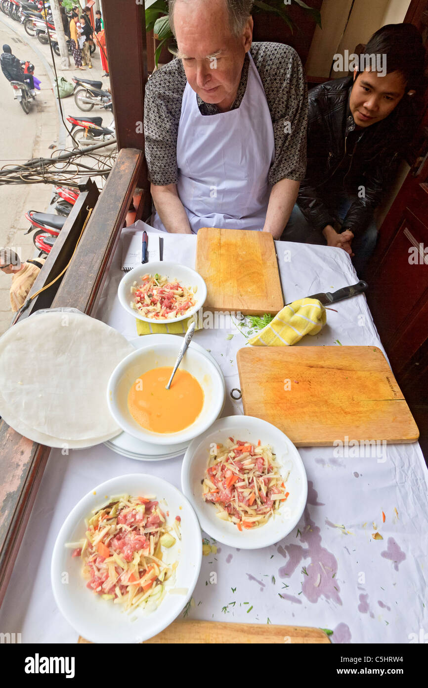 Vietnamese rice paper class hi-res stock photography and images - Alamy