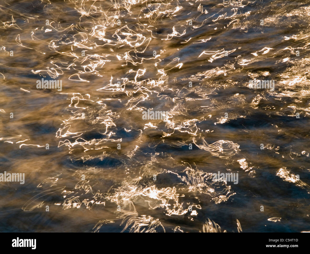 Highlights on water in water fountain in New York City2 Stock Photo - Alamy