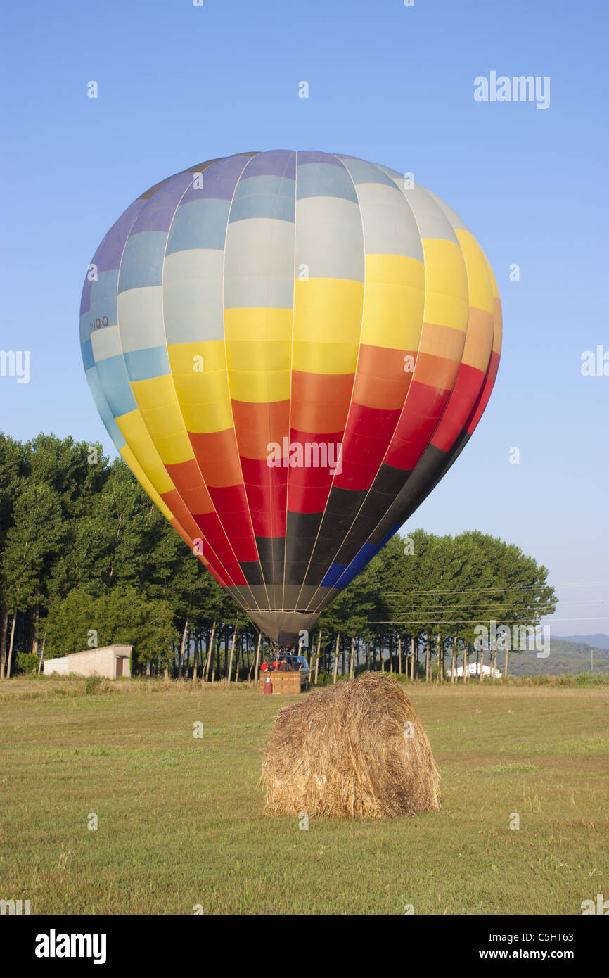 Balloon aerostatic hi-res stock photography and images - Alamy