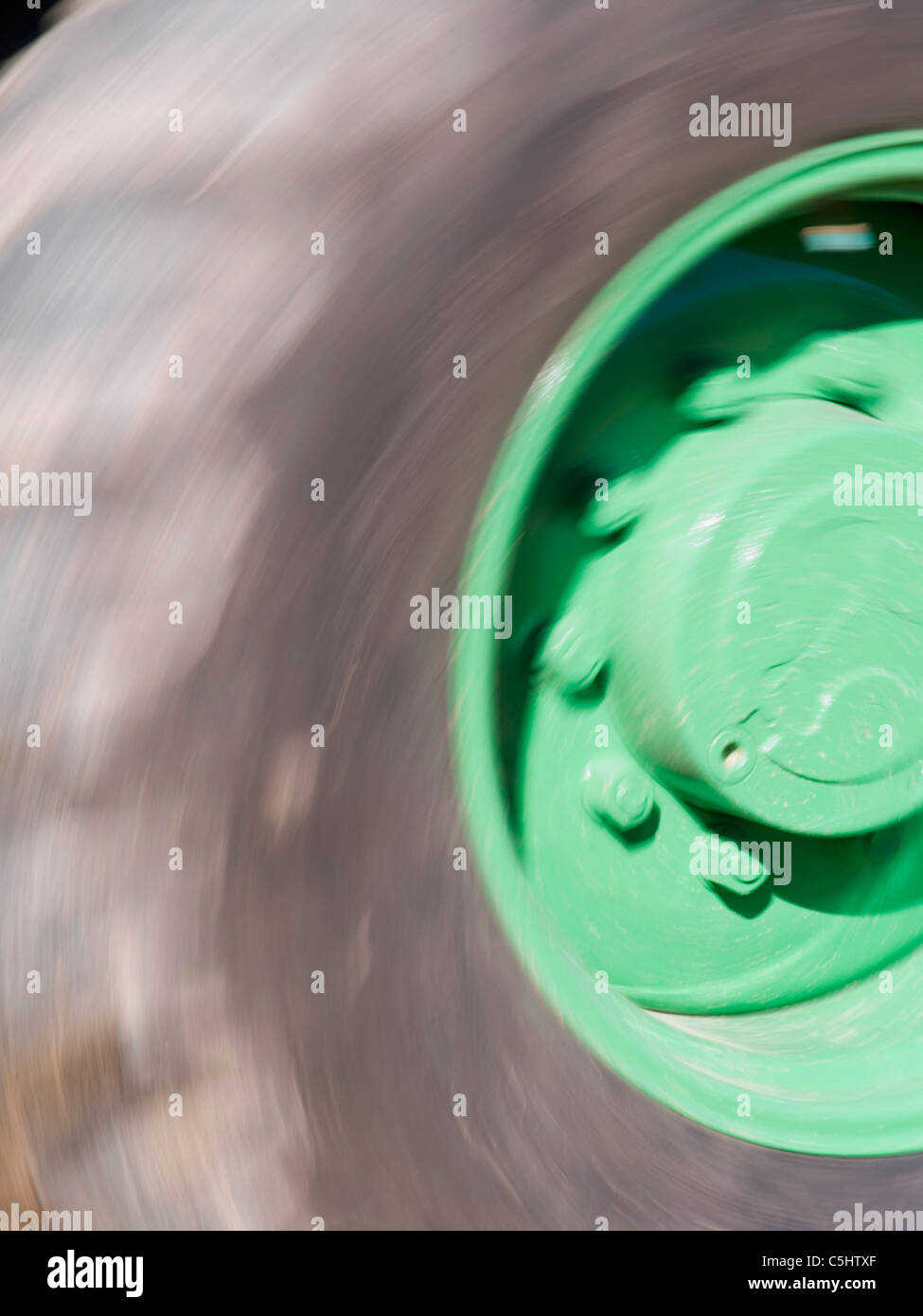 Wheel turning on tractor in tucson hi-res stock photography and images ...