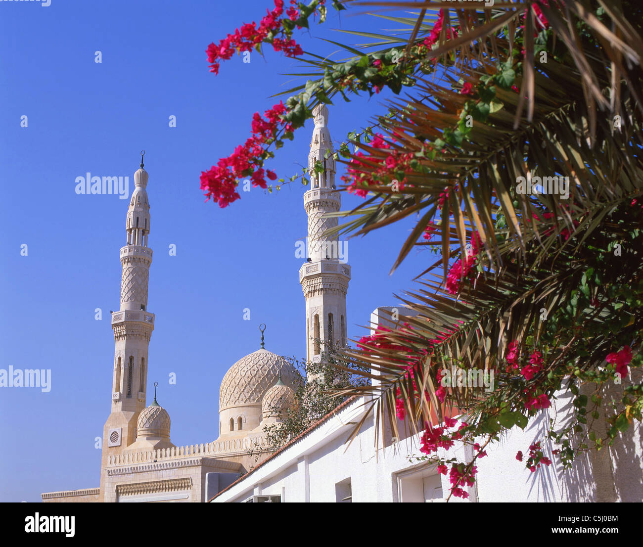 Jumeirah Mosque, Al Jumeira Road, Jumeirah, Dubai, United Arab Emirates ...