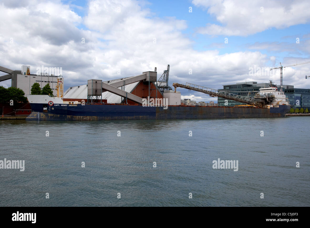 Bulk Carrier Ship Lake High Resolution Stock Photography and Images - Alamy