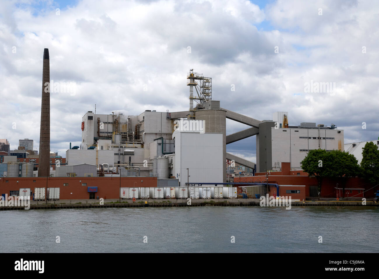 redpath sugar refinery toronto ontario canada Stock Photo - Alamy