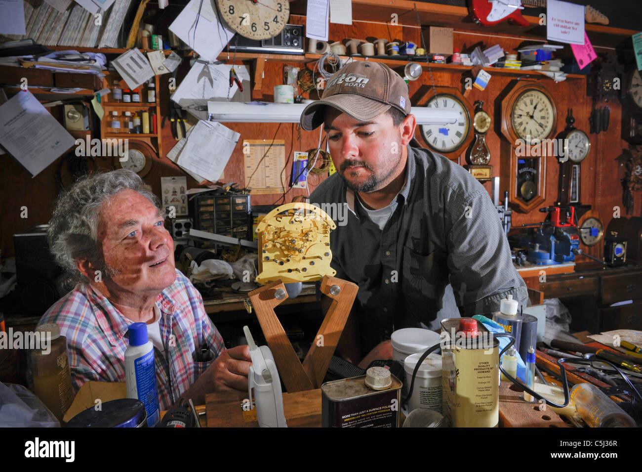 Charlie sjobeck clock shop hi-res stock photography and images - Alamy