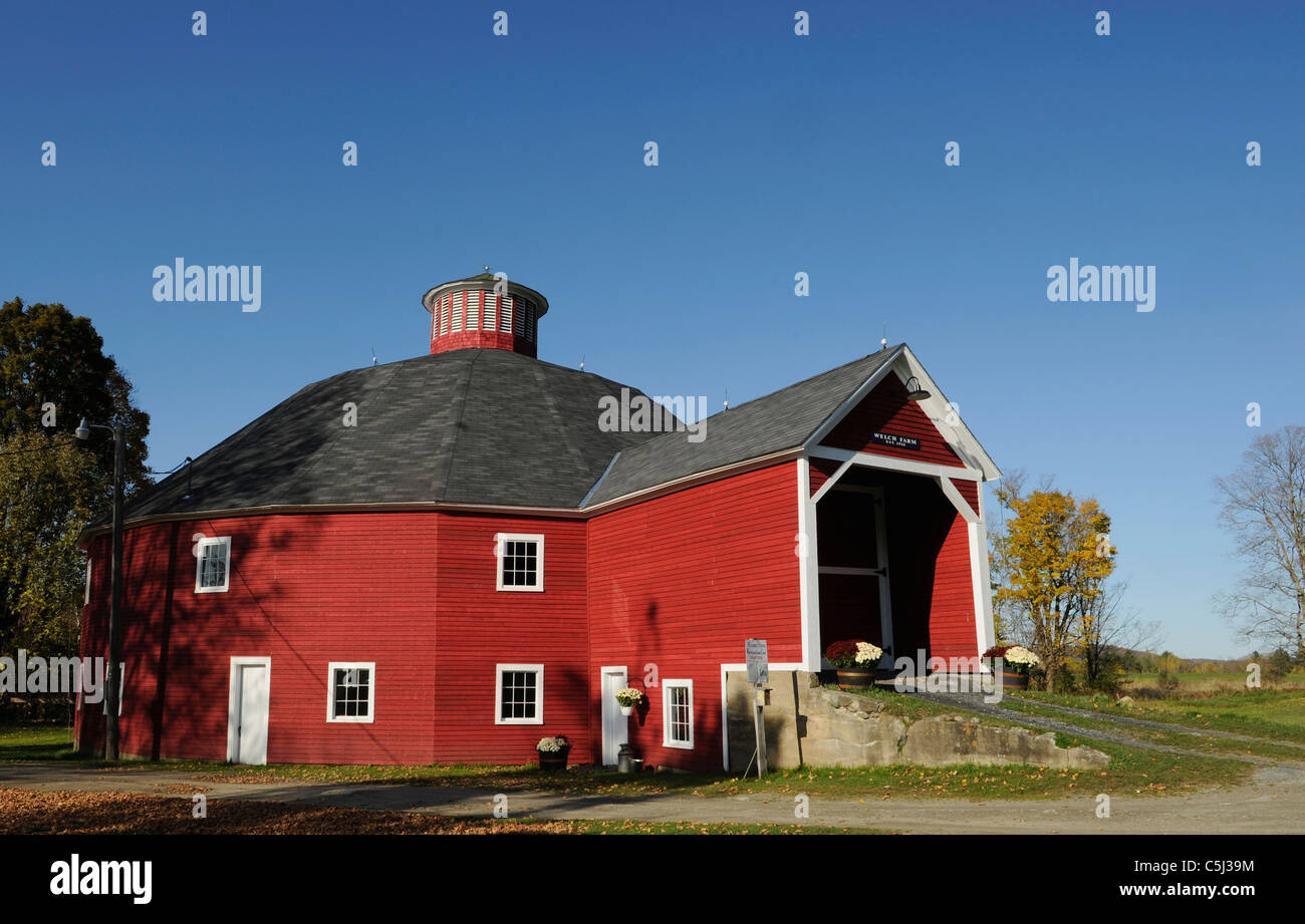 Welch Farm Round Barn, built in 1916, renovated by the Welch family ...