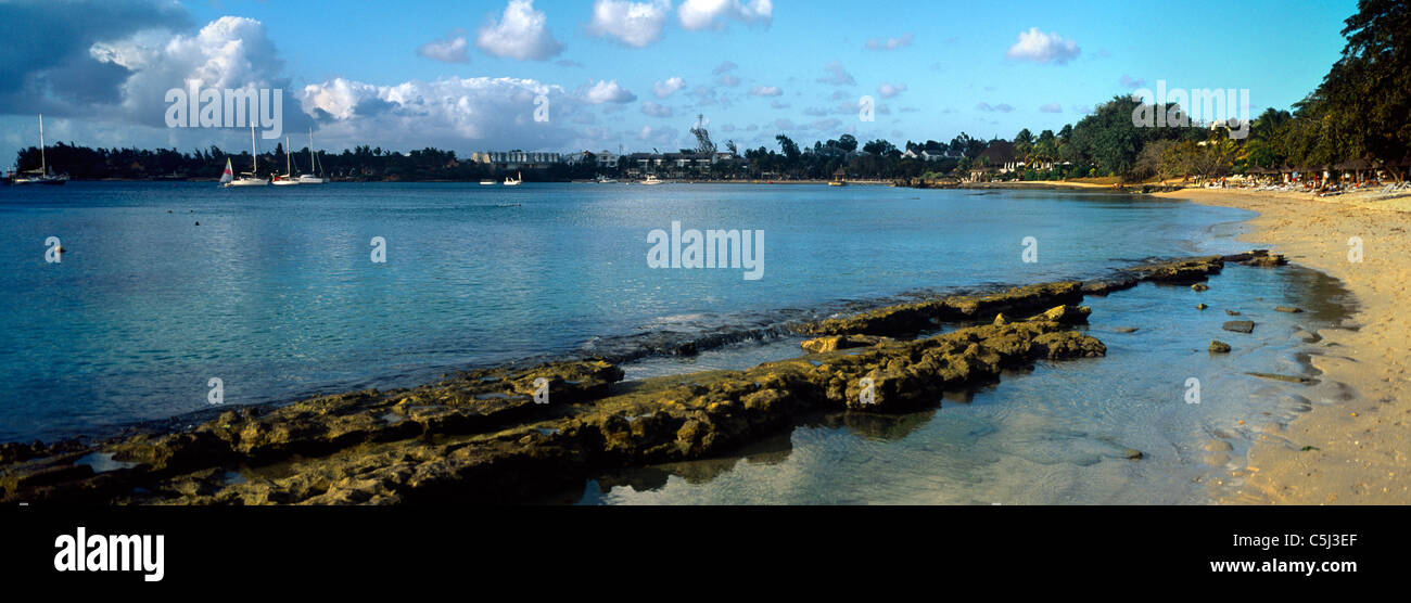 Maritim Hotel Balaclava Mauritius Rock Pools On The Beach Stock Photo ...