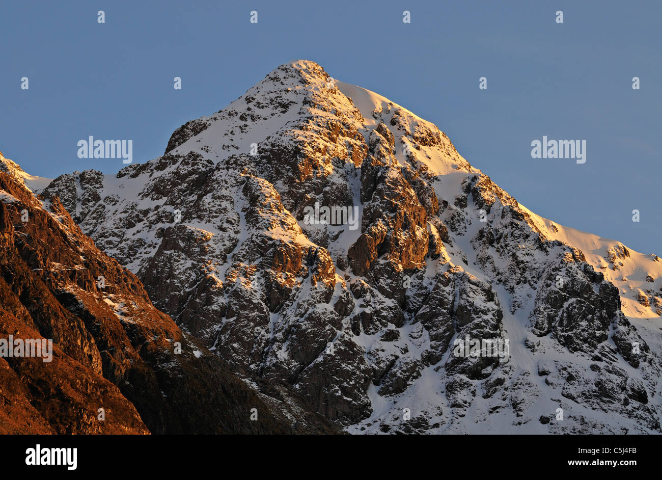 Stob coire nam beith snow hi-res stock photography and images - Alamy