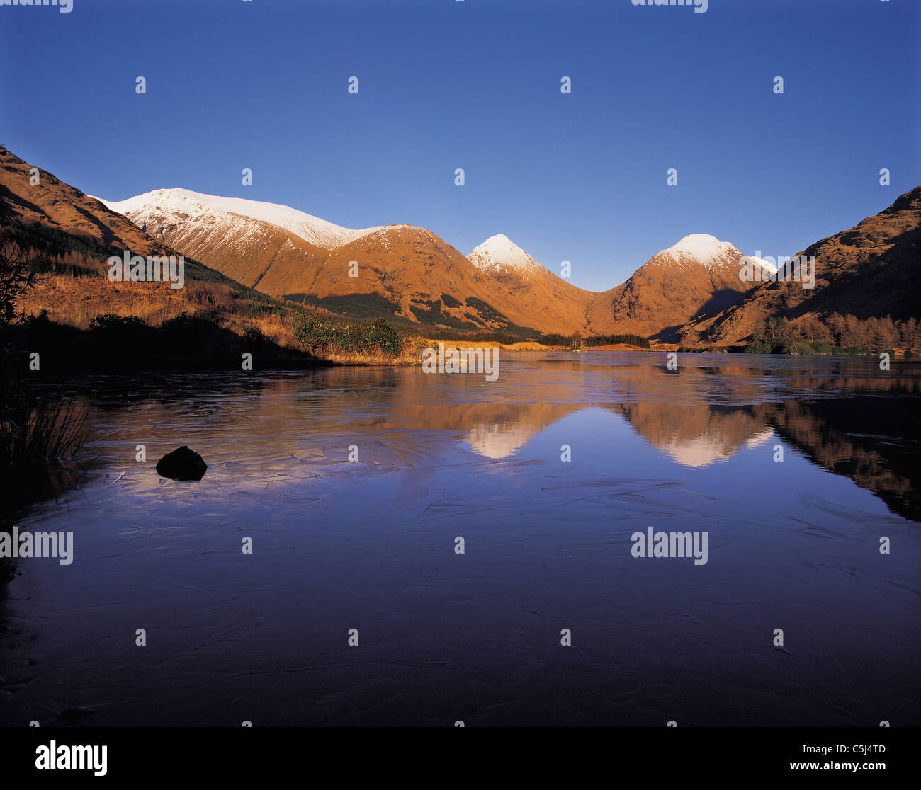 Glencoe snow hiking hi-res stock photography and images - Alamy