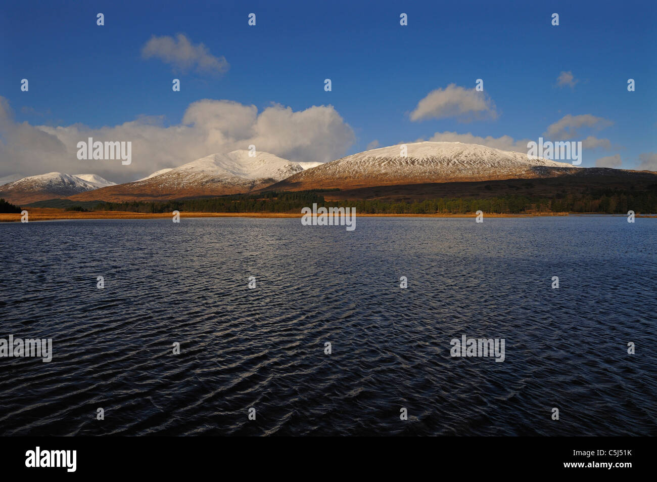 Blackmount mountain range hi-res stock photography and images - Alamy