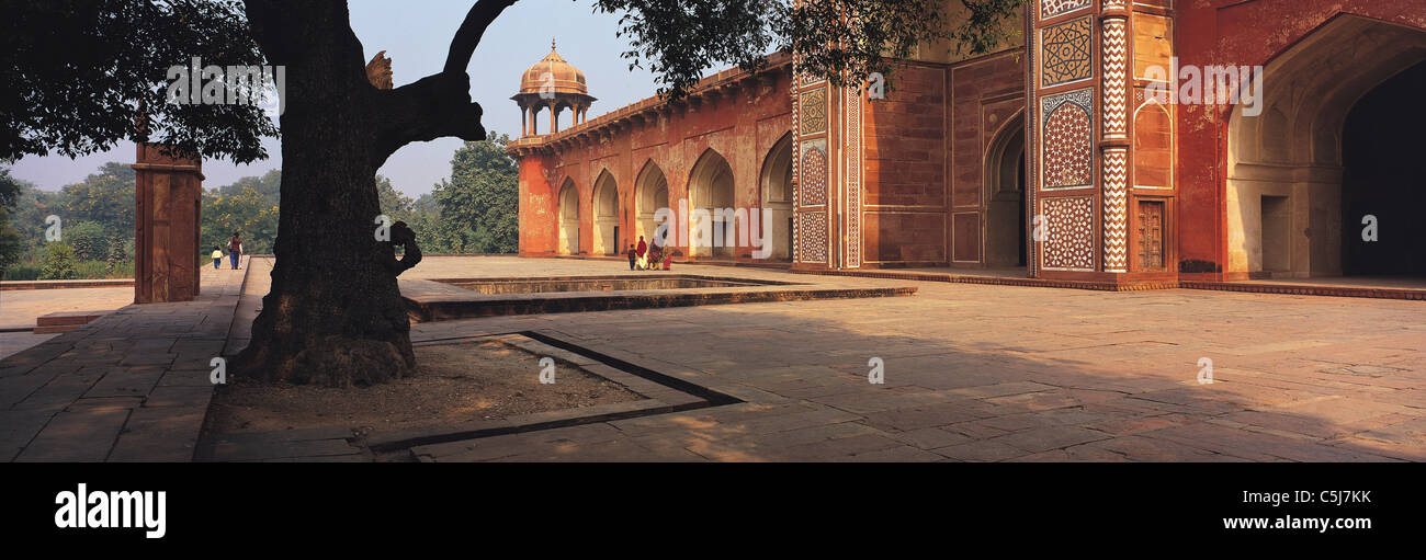 The tomb and mausoleum of the emperor Akhbar at Sikandra near Agra ...