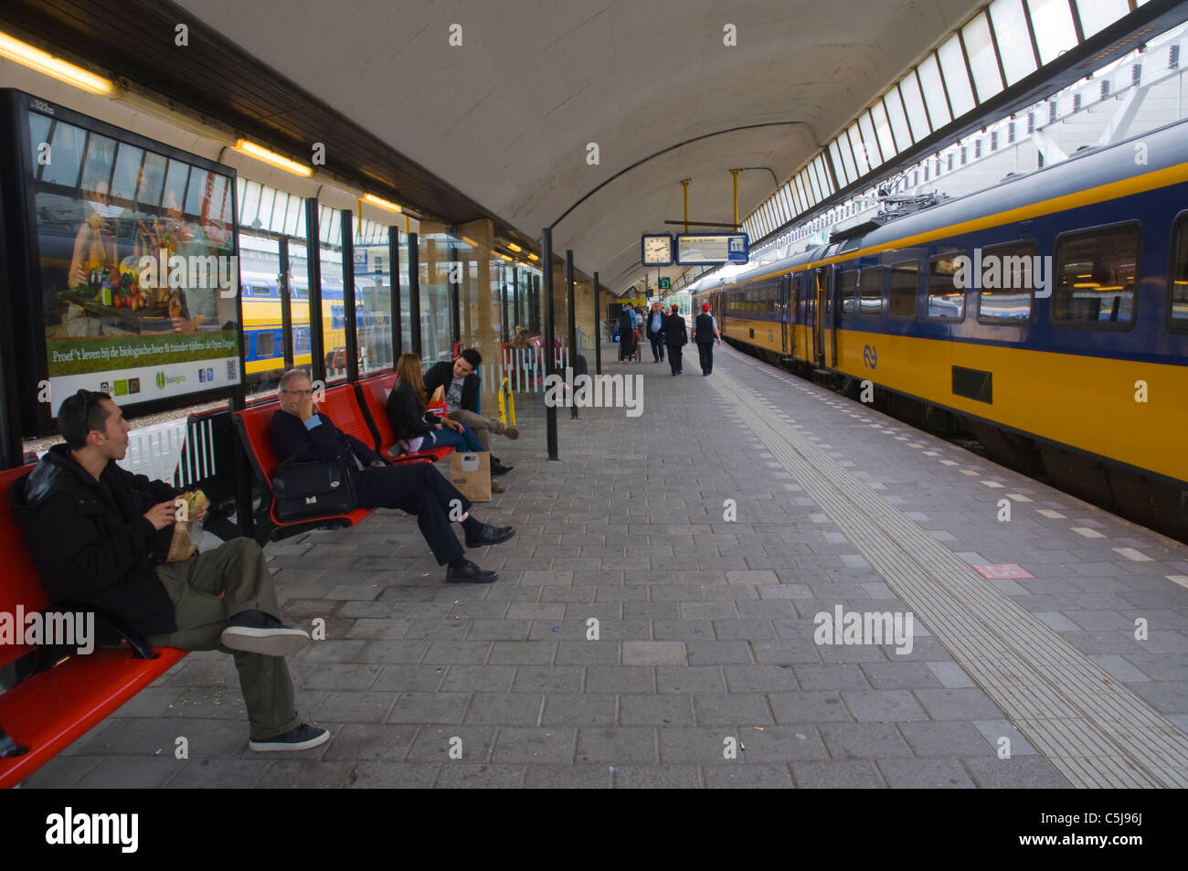 Rotterdam rail station hi-res stock photography and images - Alamy