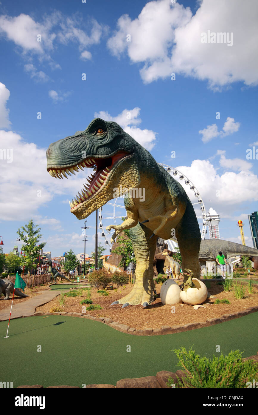 Dinosaur adventure golf hi-res stock photography and images - Alamy