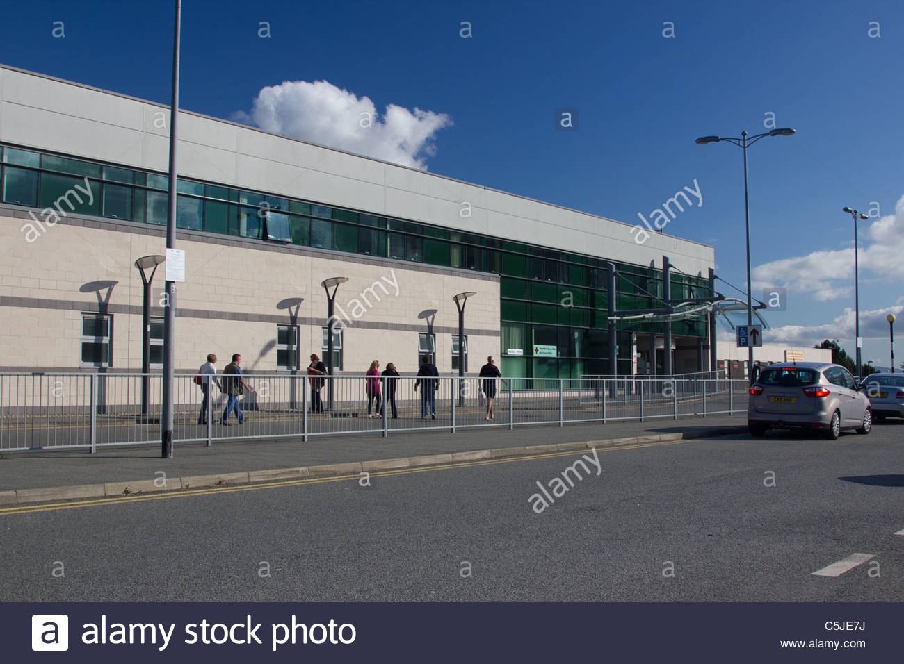 Ysbyty Gwynedd Hospital High Resolution Stock Photography and Images ...