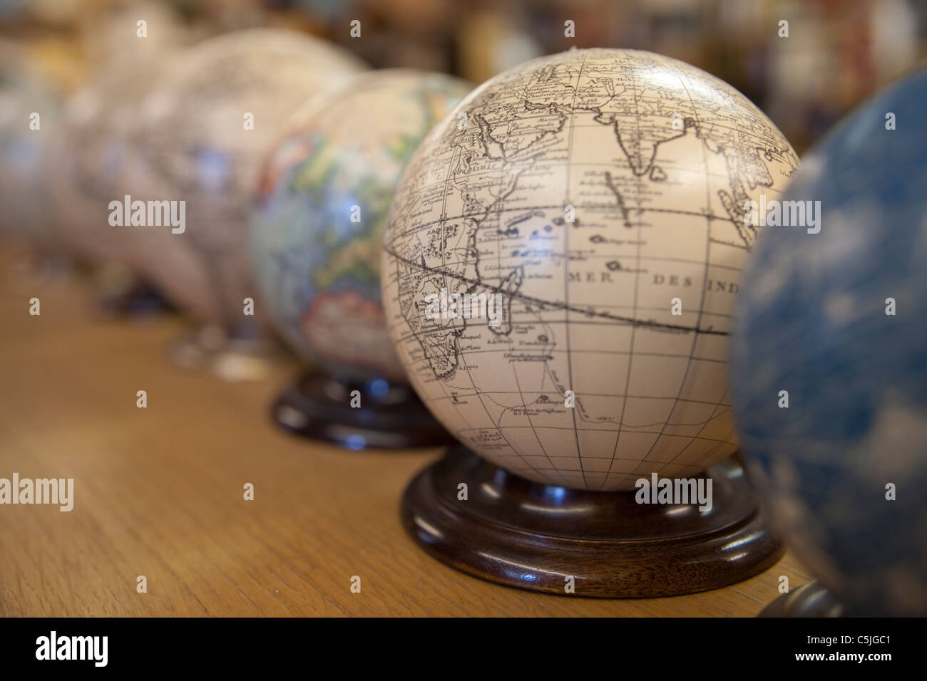 Antique globe map hi-res stock photography and images - Alamy