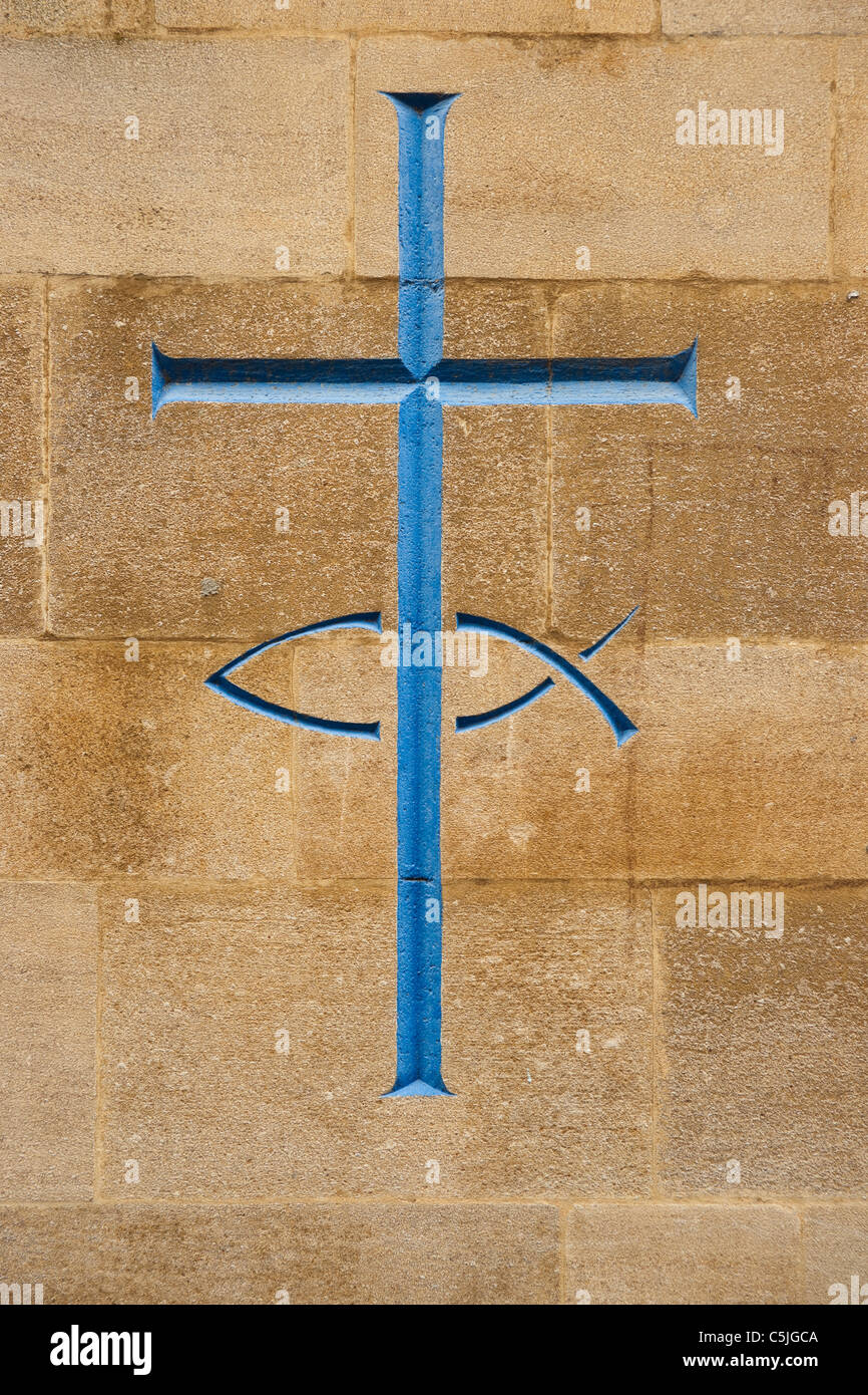 Cross fish symbol hi-res stock photography and images - Alamy