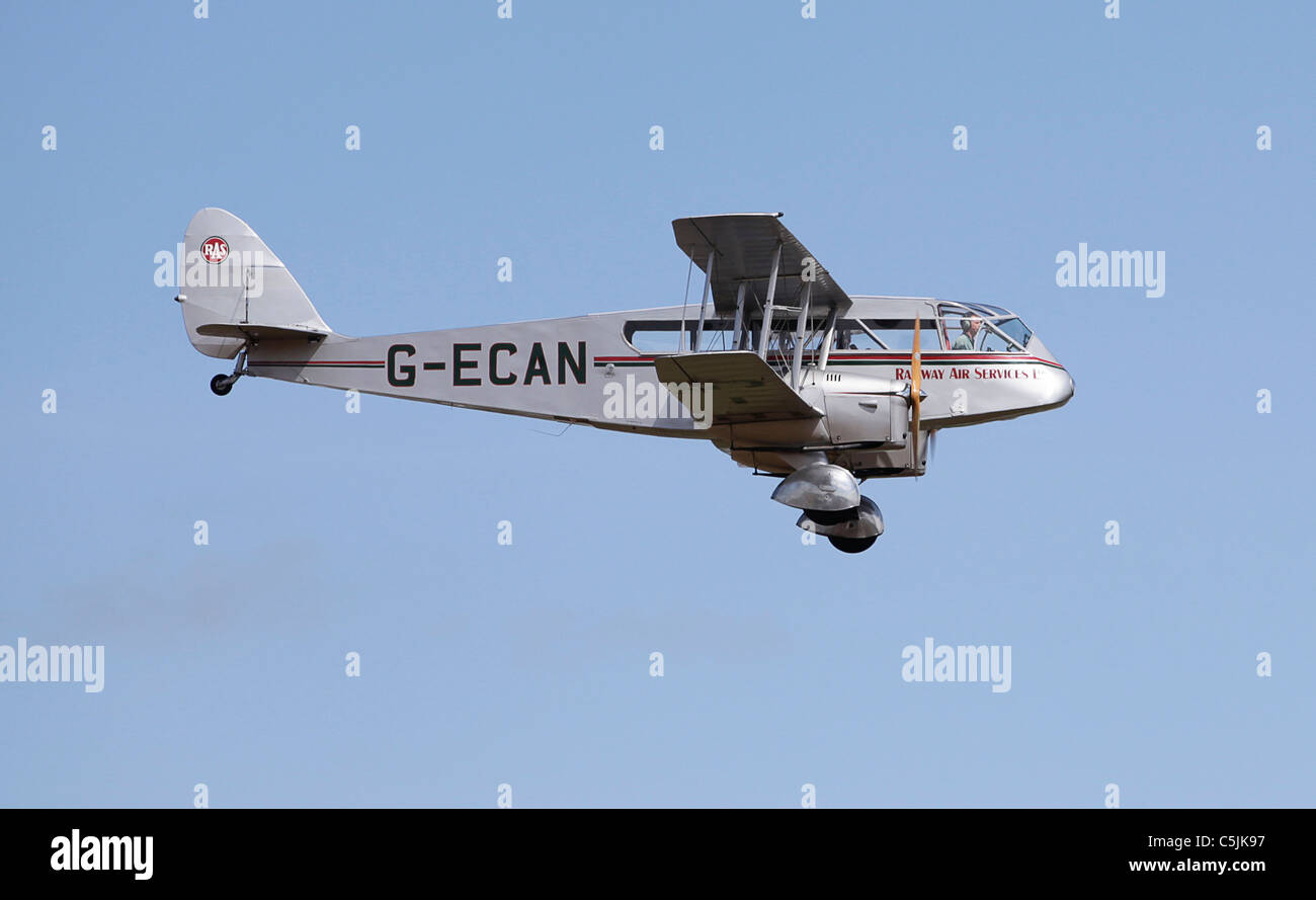 Dragon bi-plane passenger aircraft Stock Photo - Alamy
