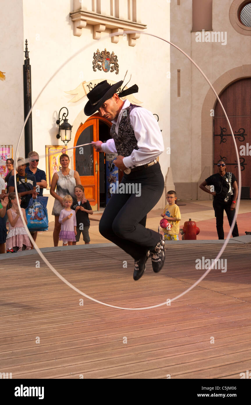 Cowboy theme park hi-res stock photography and images - Alamy