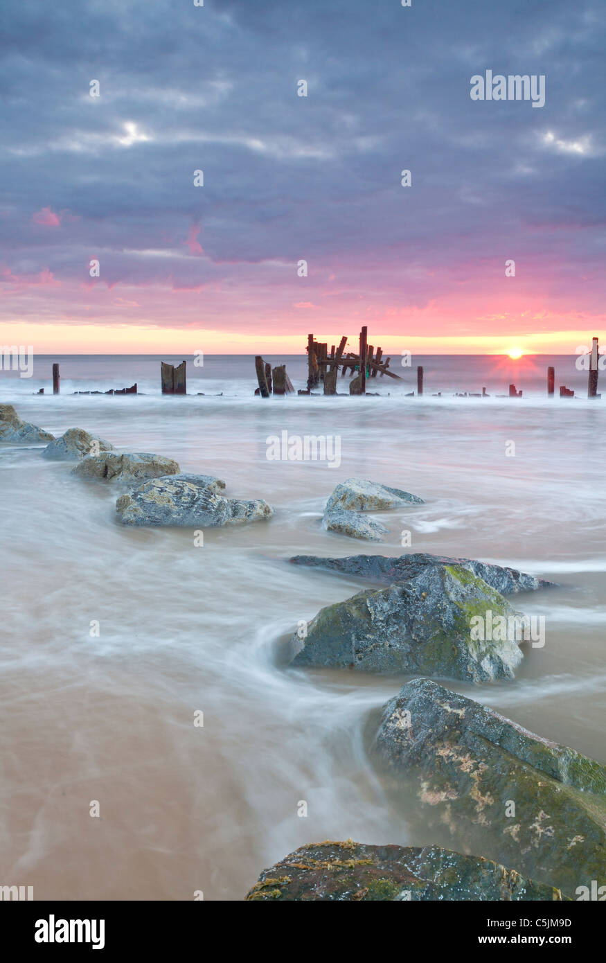 Happisburgh beach at first light on the Norfolk coast Stock Photo - Alamy