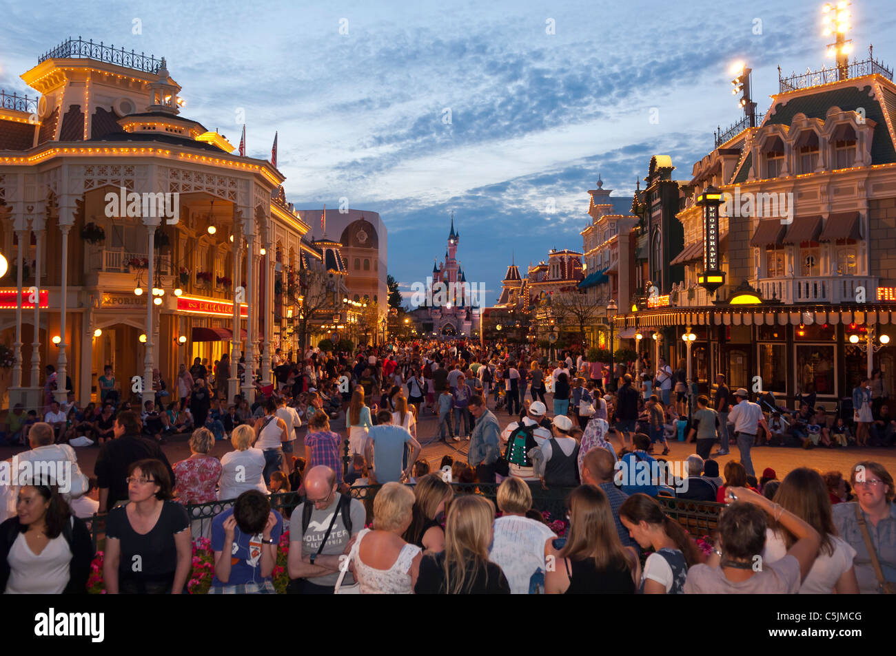 People in the Main Street USA at night waiting for the parade at ...