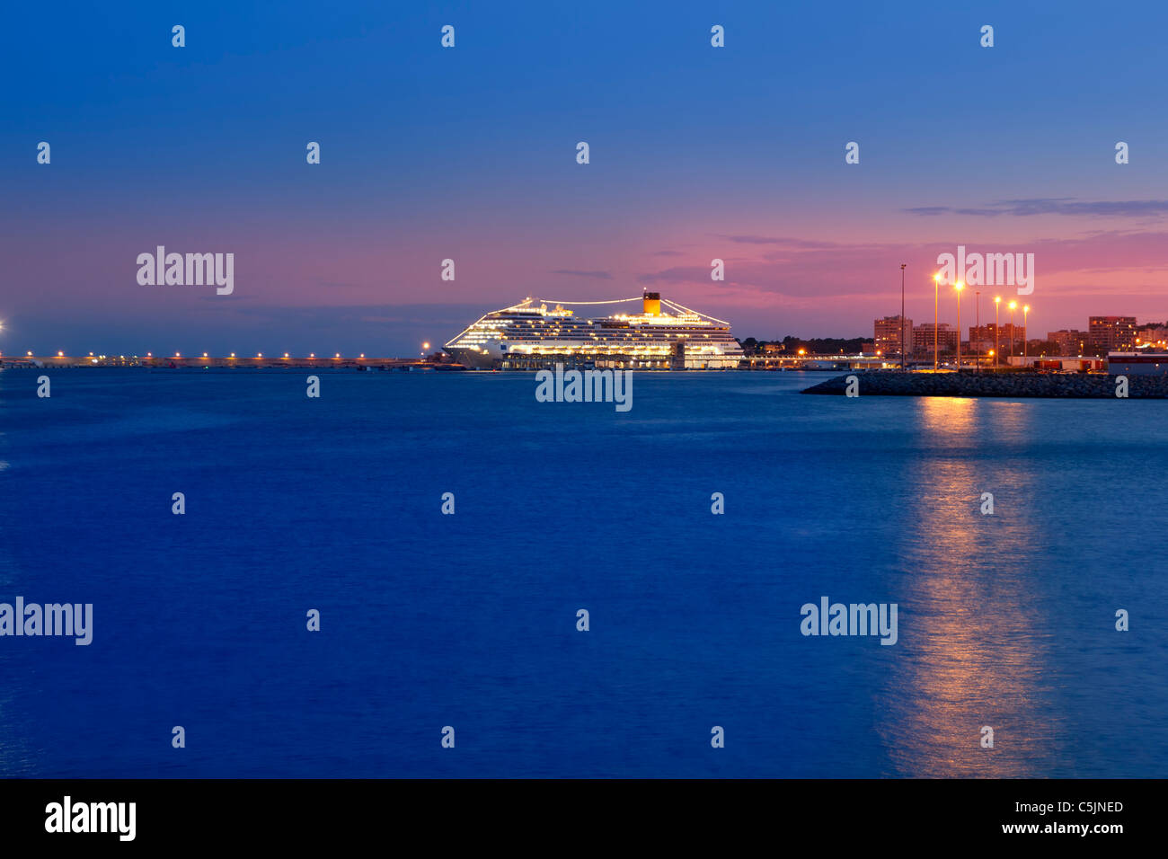 Majorca port hi-res stock photography and images - Alamy