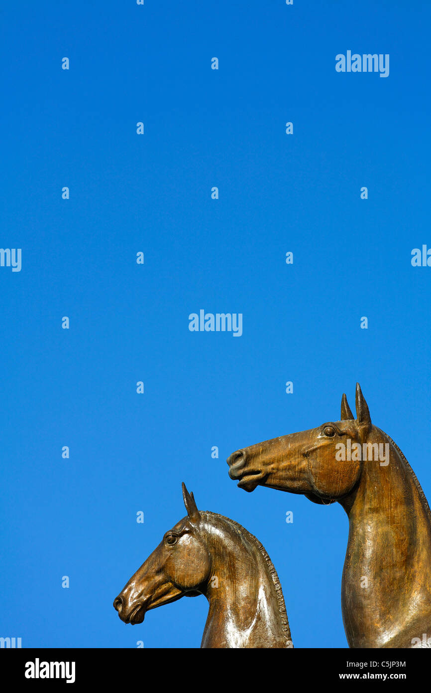 Turkmenistan ashgabat statues ashgabat independence hi-res stock ...