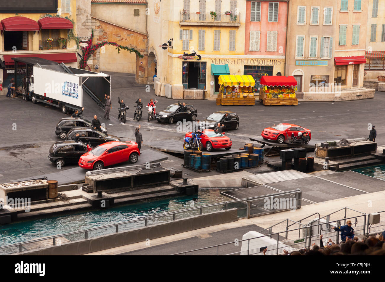 Moteurs action hi-res stock photography and images - Alamy