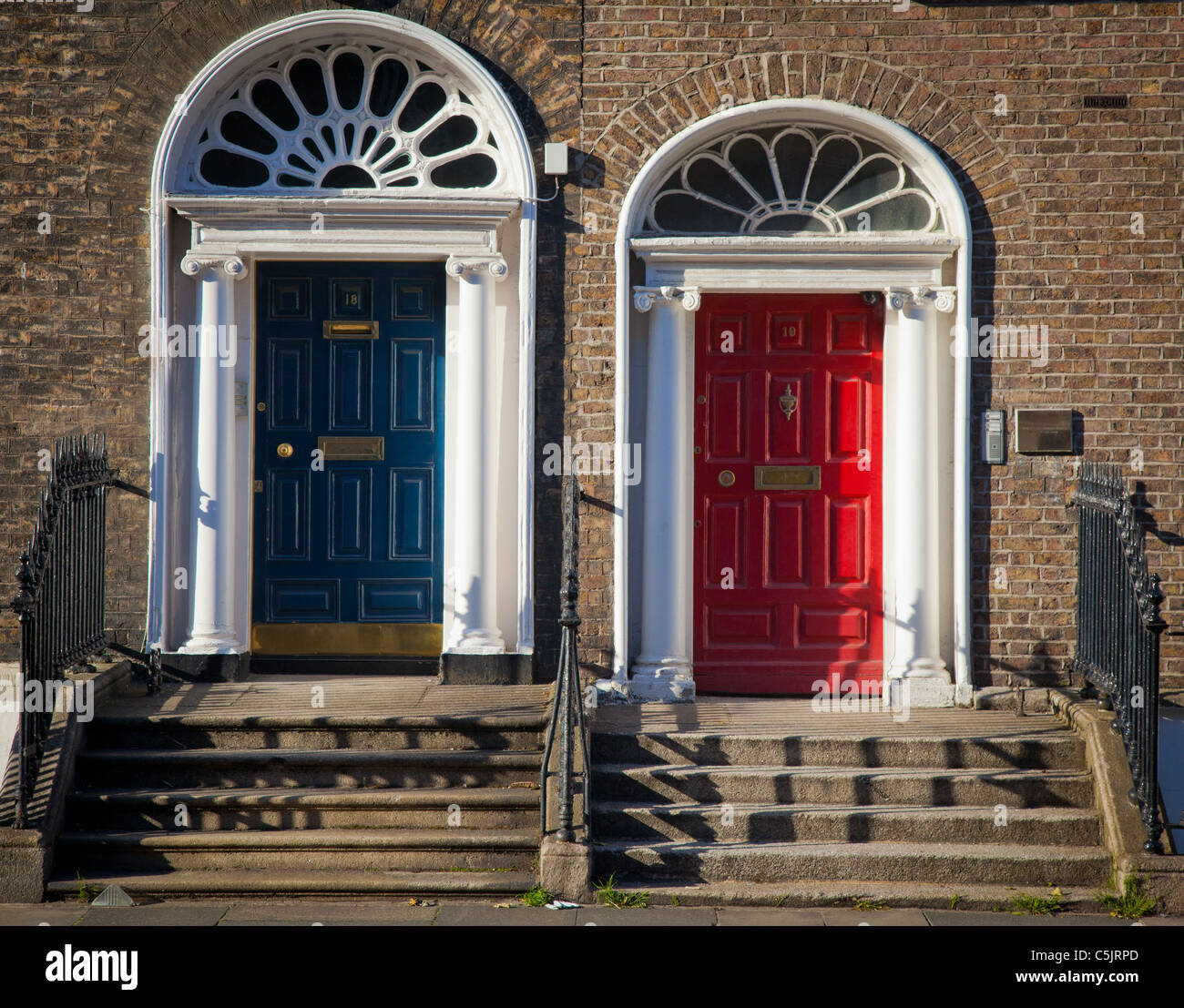 Georgian doors hi-res stock photography and images - Alamy