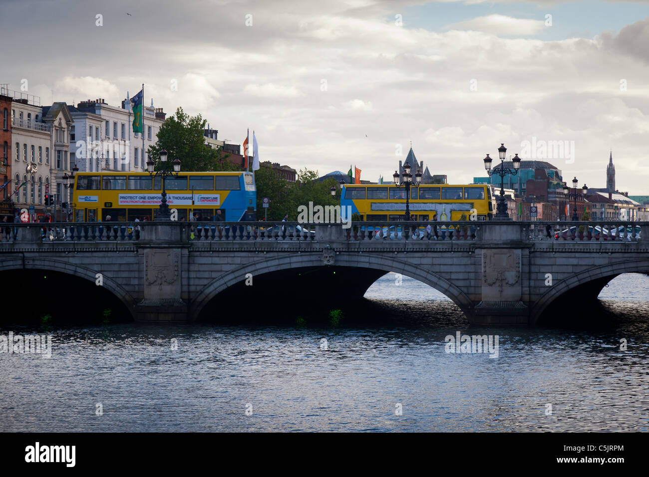 River liffey oconnell bridge hi-res stock photography and images - Alamy