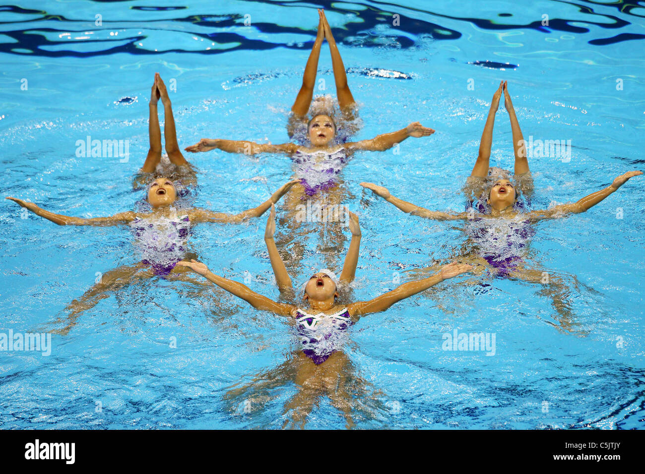 Synchronized swimming hi-res stock photography and images - Alamy