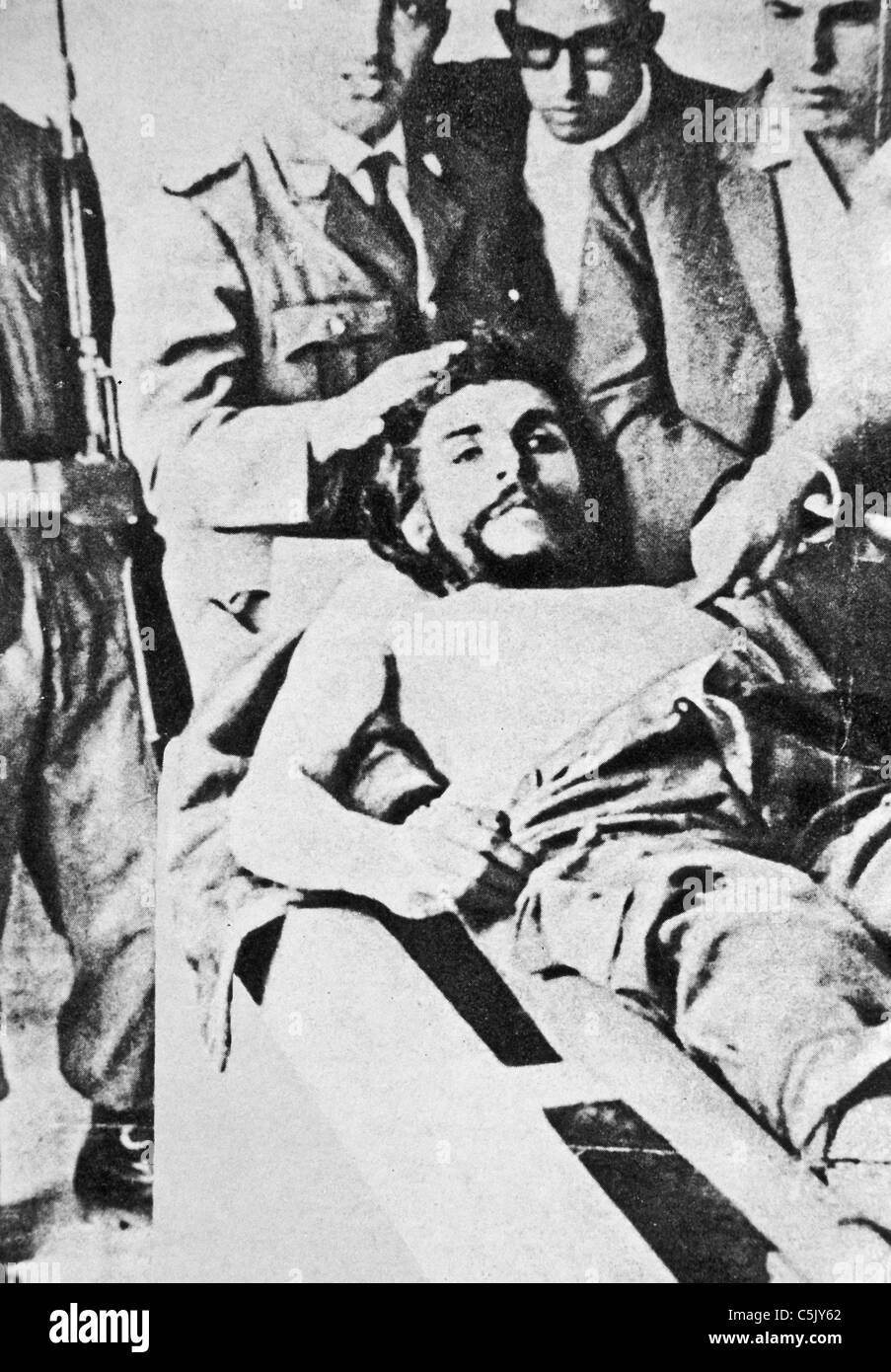 Che Guevara After Death Photos