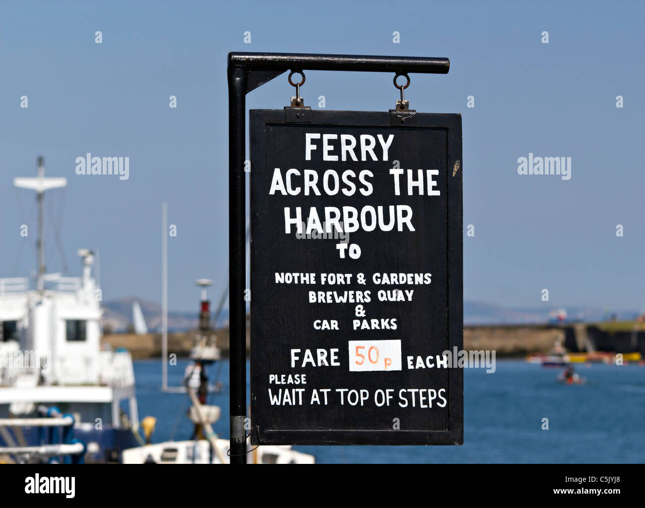 Harbour sign hi-res stock photography and images - Alamy