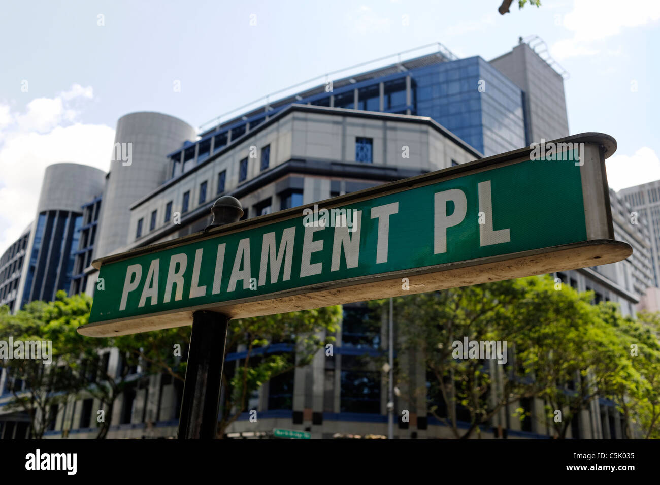 Parliament Place, street sign, in Singapore Stock Photo - Alamy