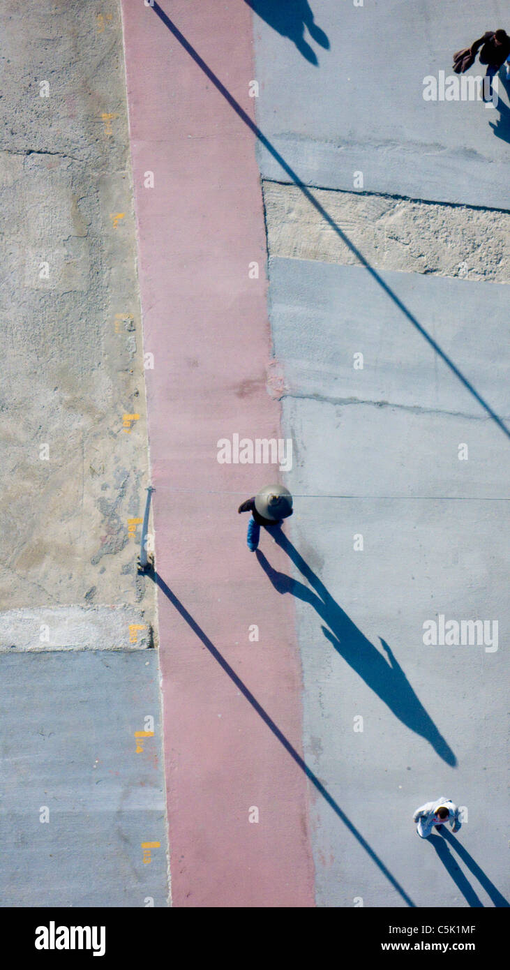 Aerial view of people walking hi-res stock photography and images - Alamy