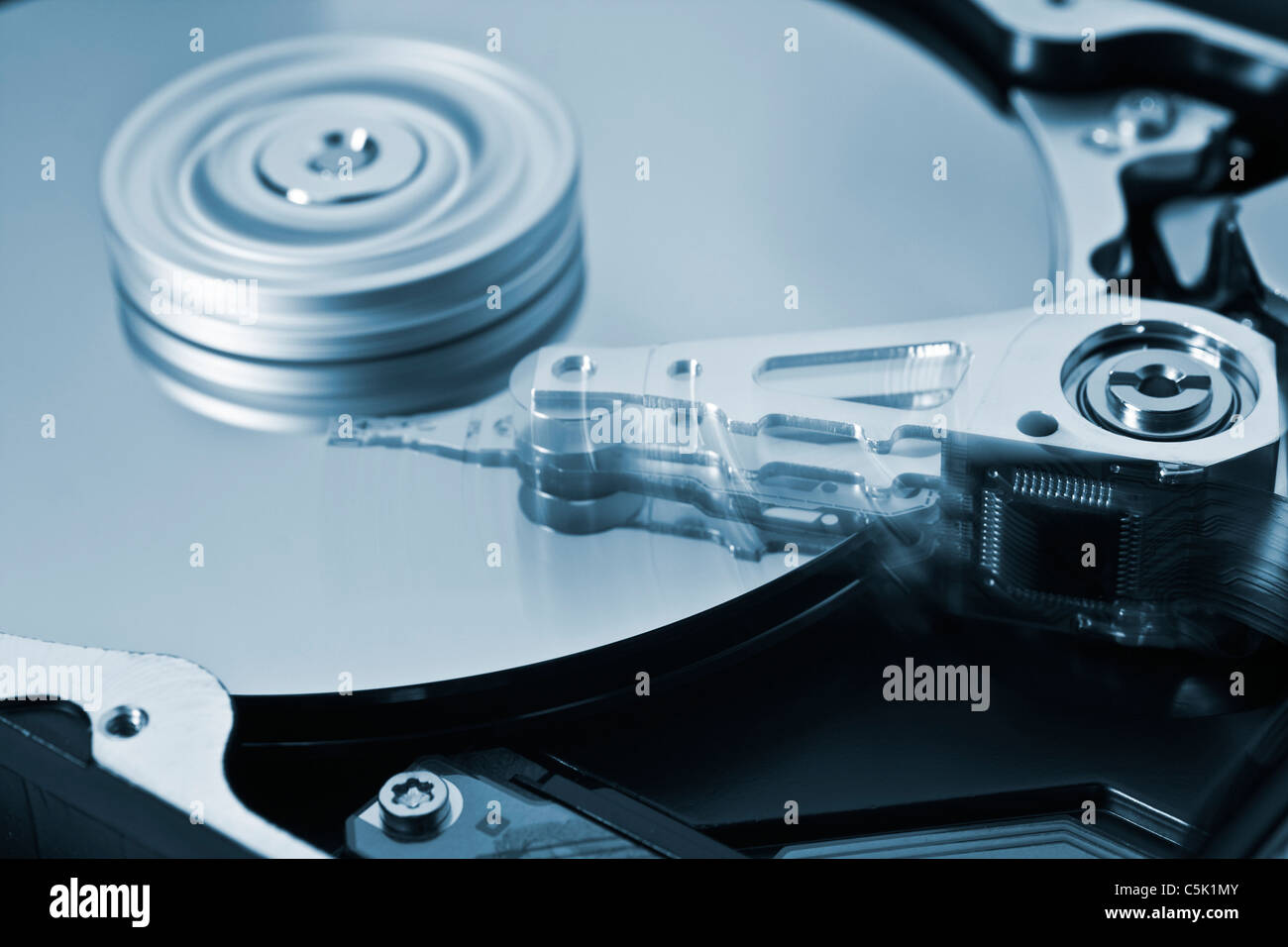 Actuator arm hi-res stock photography and images - Alamy