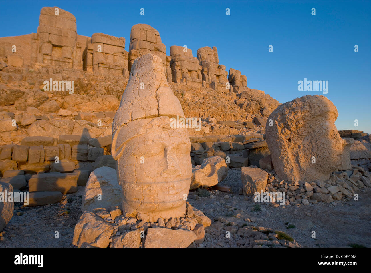 Colossal head statues of Gods guarding the tumulus of king Antiochus I ...