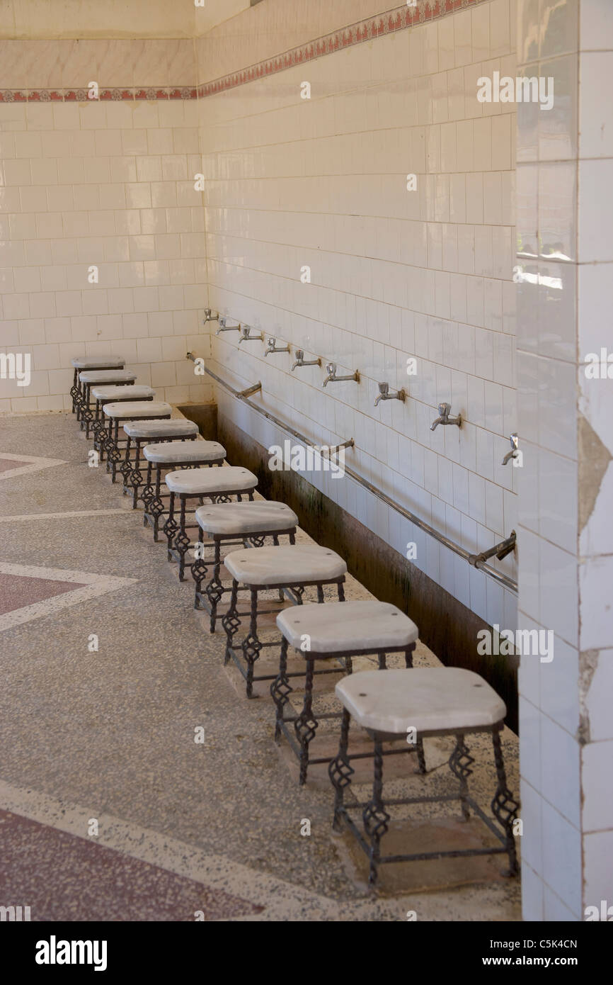 Ablution Basin Stock Photos & Ablution Basin Stock Images - Alamy