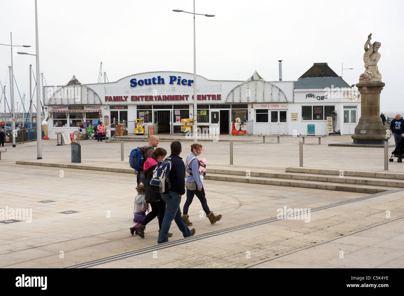 Lowestoft Pier High Resolution Stock Photography and Images - Alamy