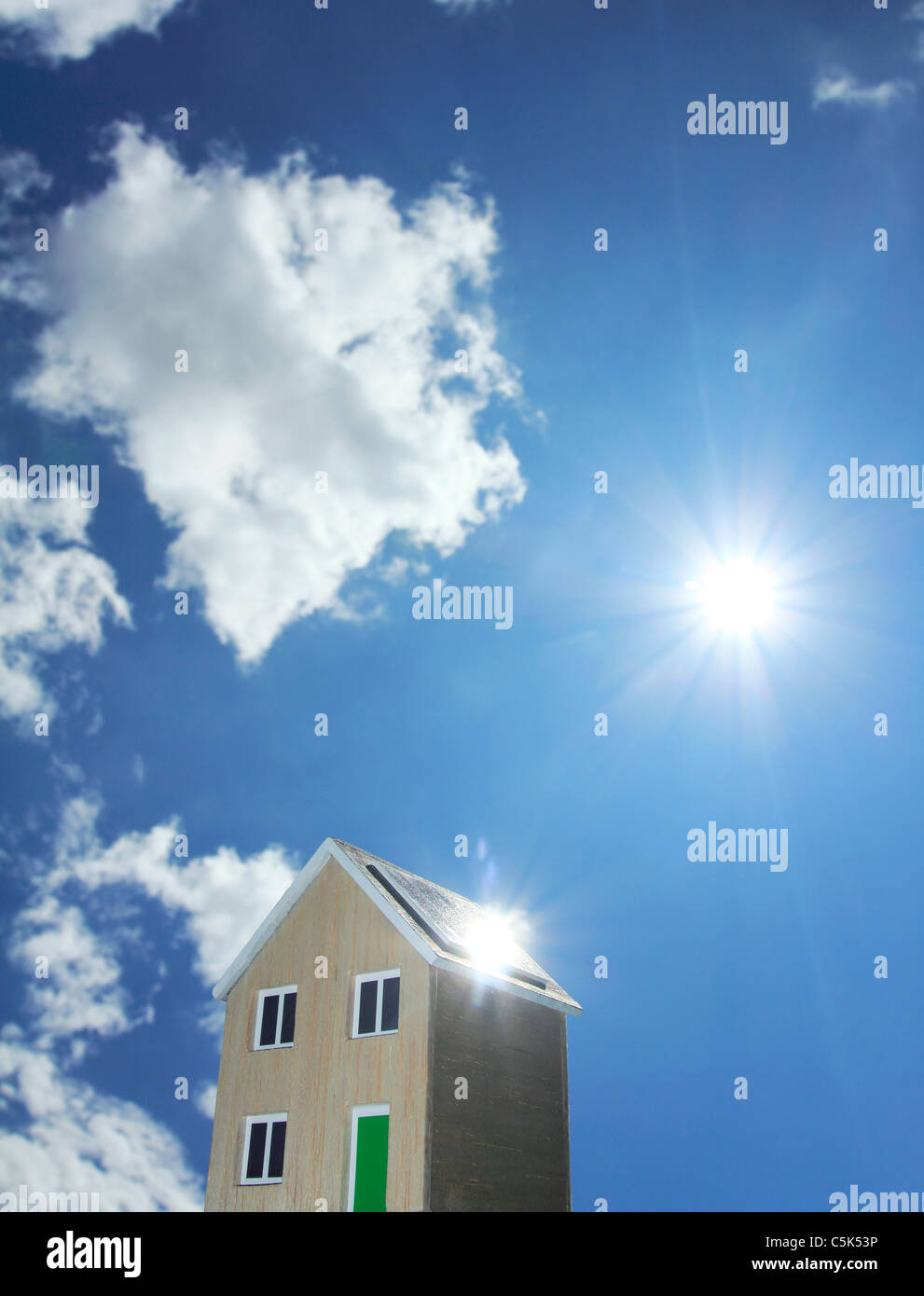 House solar panels showing hi-res stock photography and images - Alamy