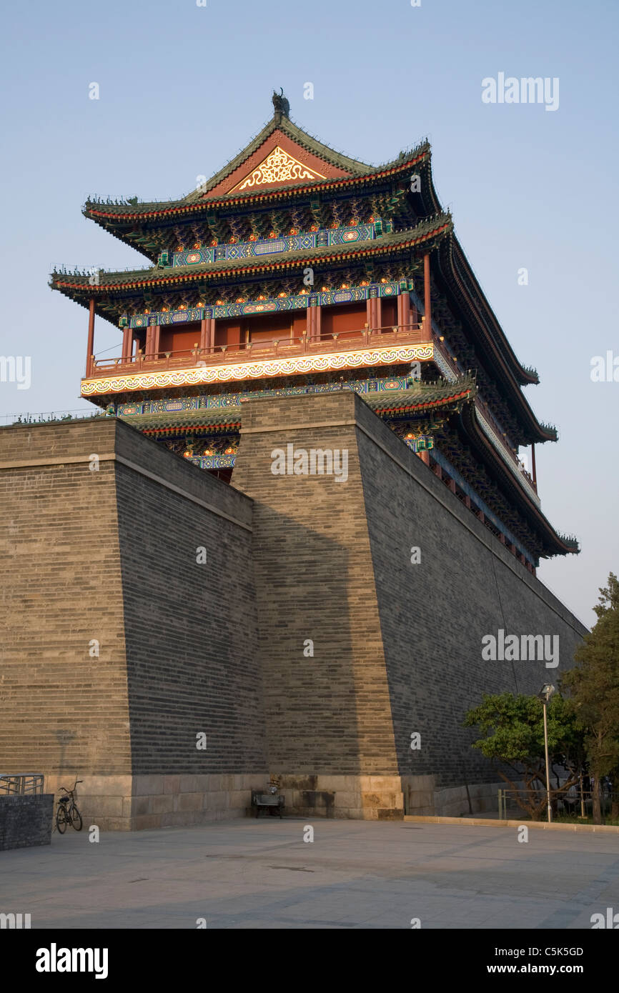Qianmen gate south of the Forbidden City and Tiananmen Square ...