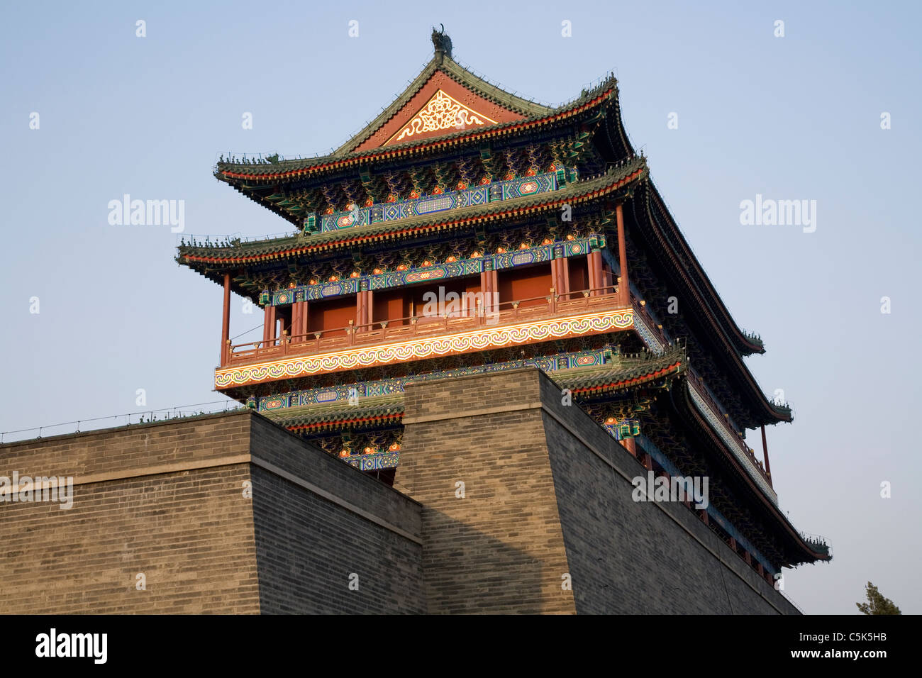 Qianmen gate south of the Forbidden City and Tiananmen Square ...
