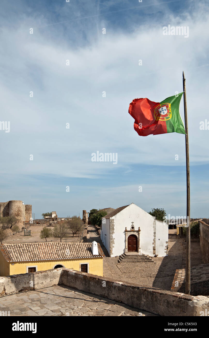 Hoisted flag hi-res stock photography and images - Alamy