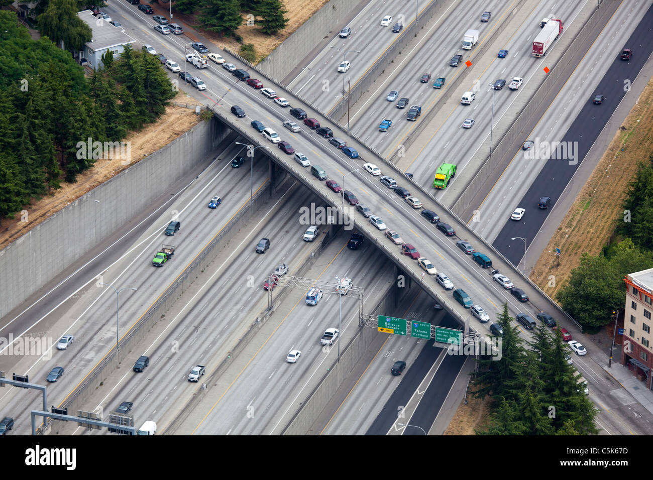 Cars on the I-5 interstate from the Bank of America Tower Seattle USA ...