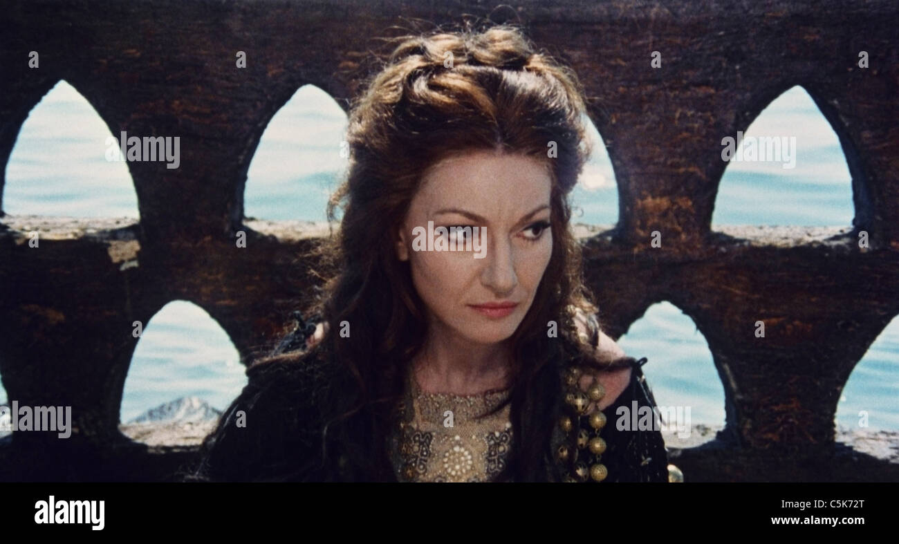 Pier paolo pasolini medea hi-res stock photography and images - Alamy