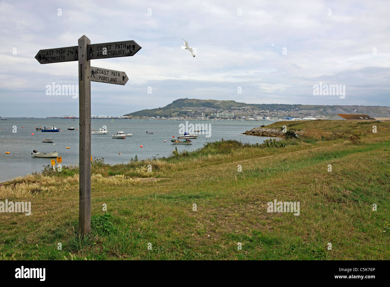 Ferry bridge portland hi-res stock photography and images - Alamy
