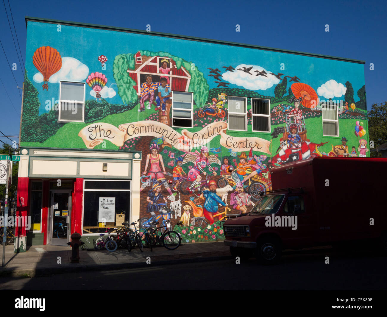 Outdoor mural hi-res stock photography and images - Alamy