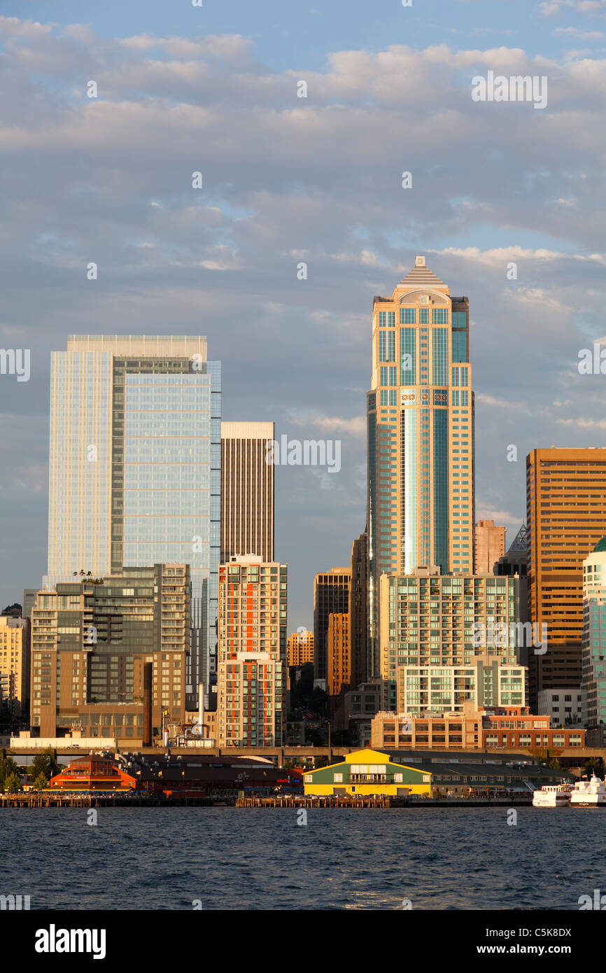 Seattle skyline from water taxi hi-res stock photography and images - Alamy