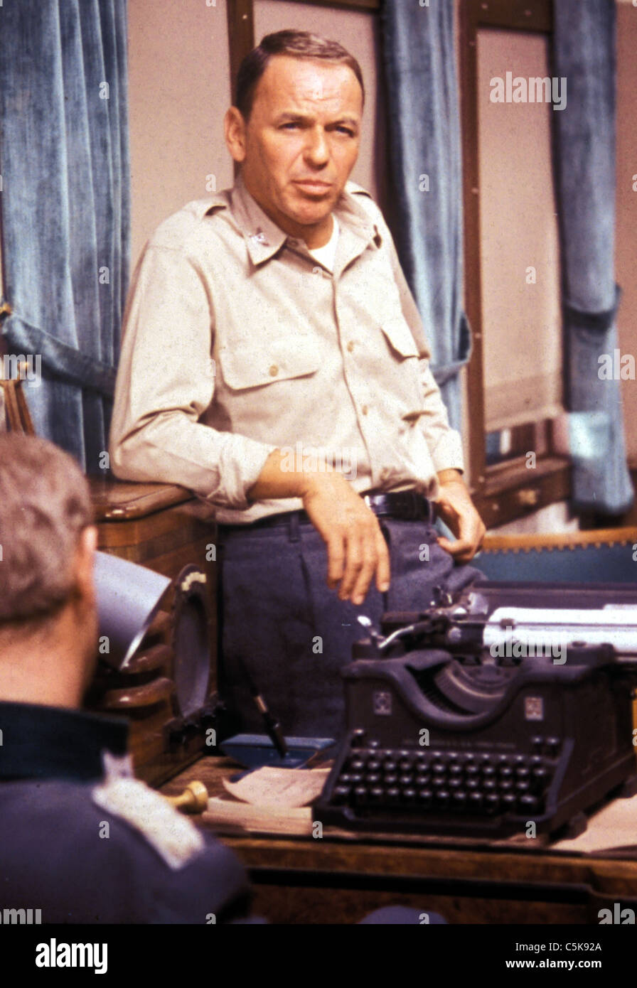 Von Ryan's Express Year: 1965 USA Director: Mark Robson Frank Sinatra ...